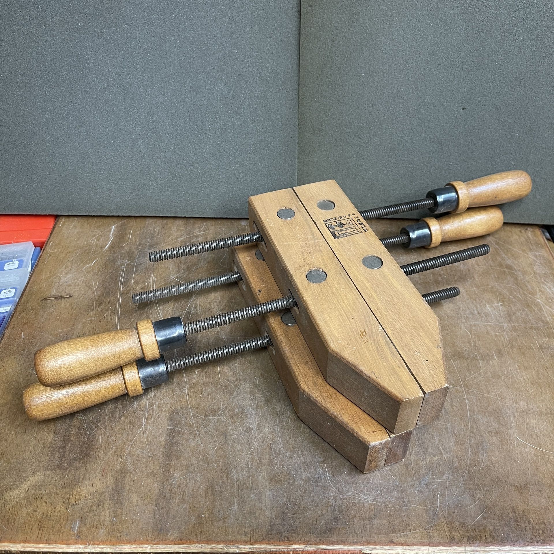 Hempe wood clamps store