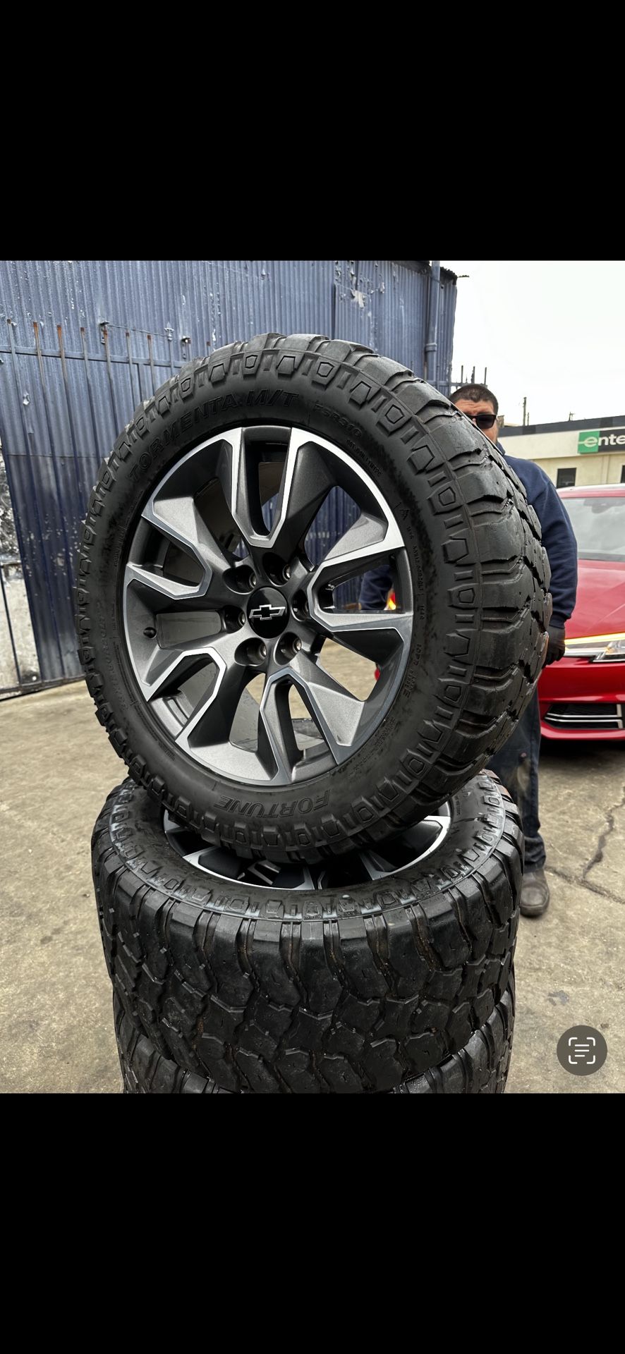 SET OF FOUR 20” CHEVY GMC RST WHEELS AND MUD TIRES for Sale in Visalia ...