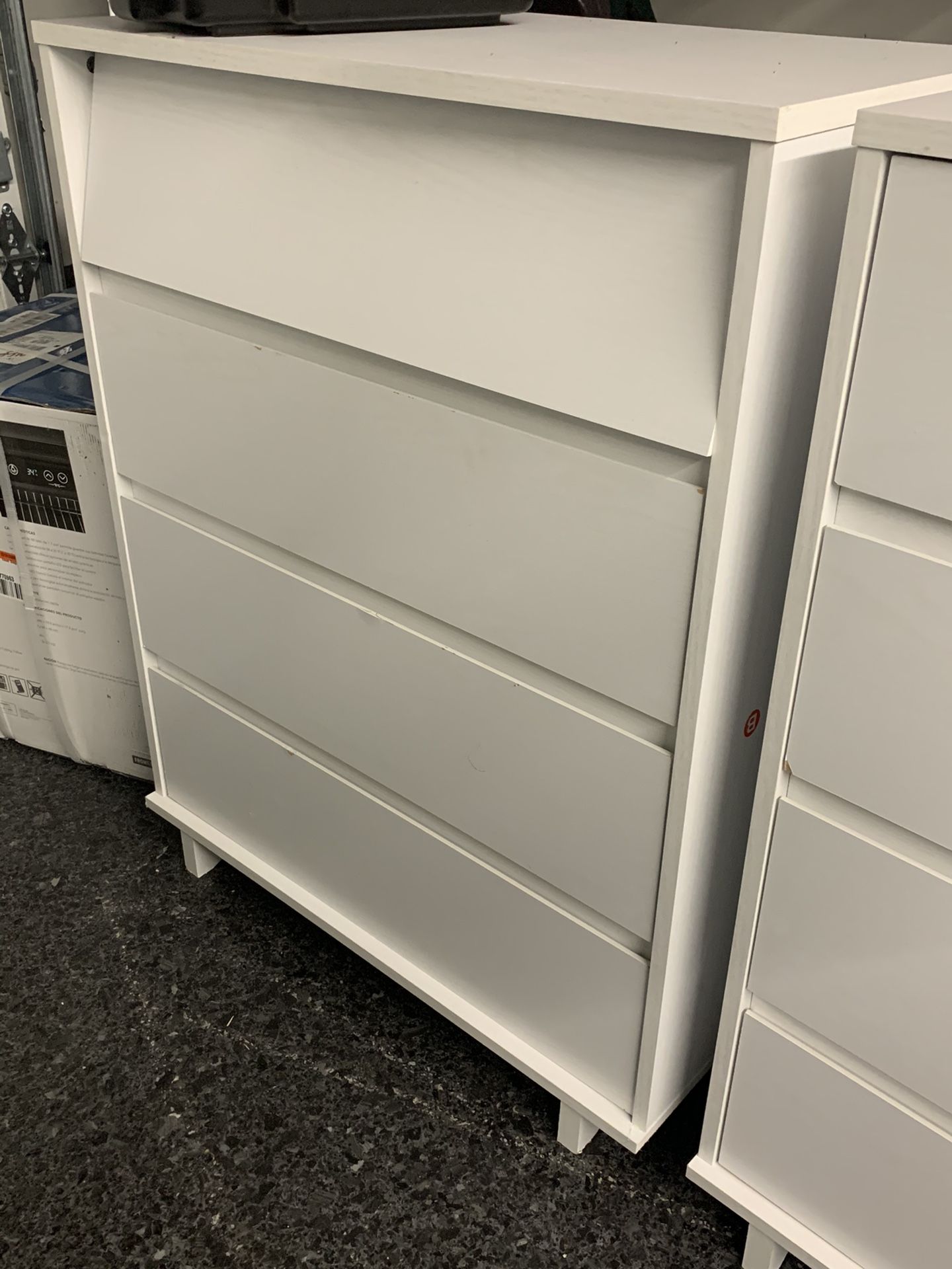 Free white dresser, damaged top drawer (fixable?) for Sale in Monroe ...