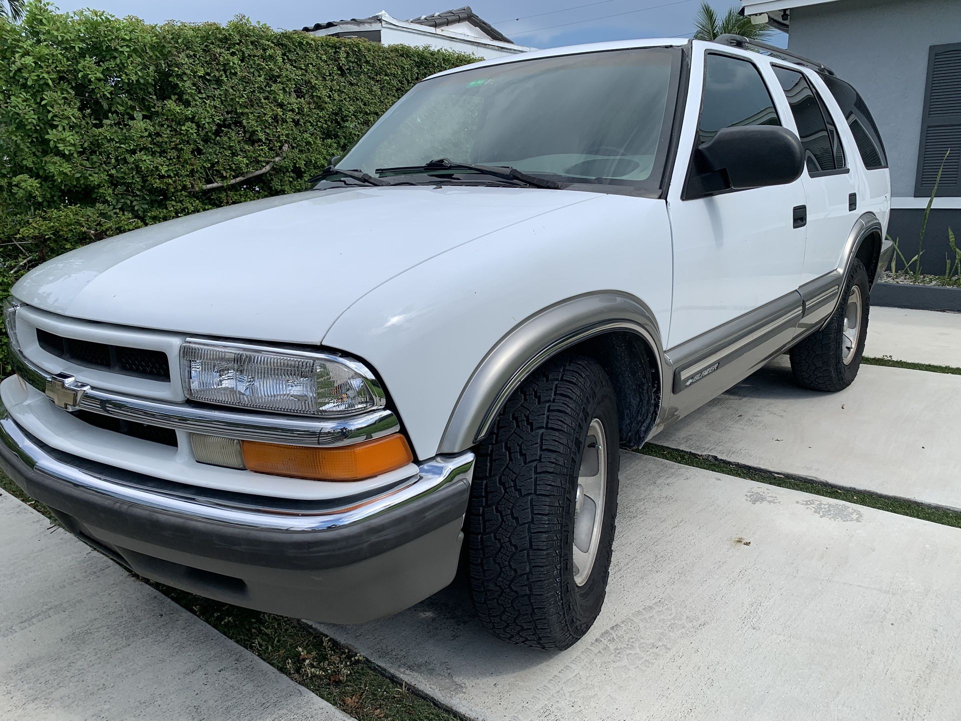 2000 Chevrolet Blazer for Sale in Miami, FL - OfferUp