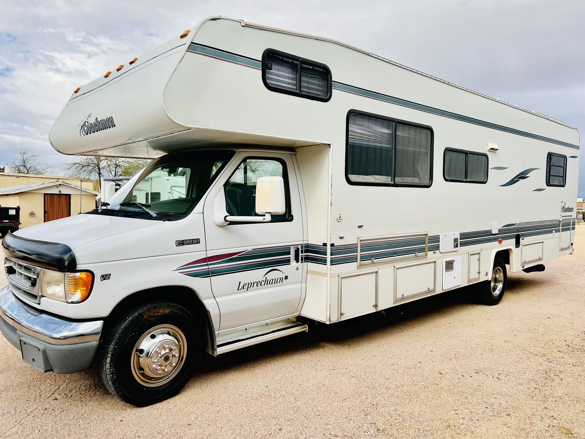 1998 Coachman Leprechaun Class C 31Ft only 56,000 original miles rear ...