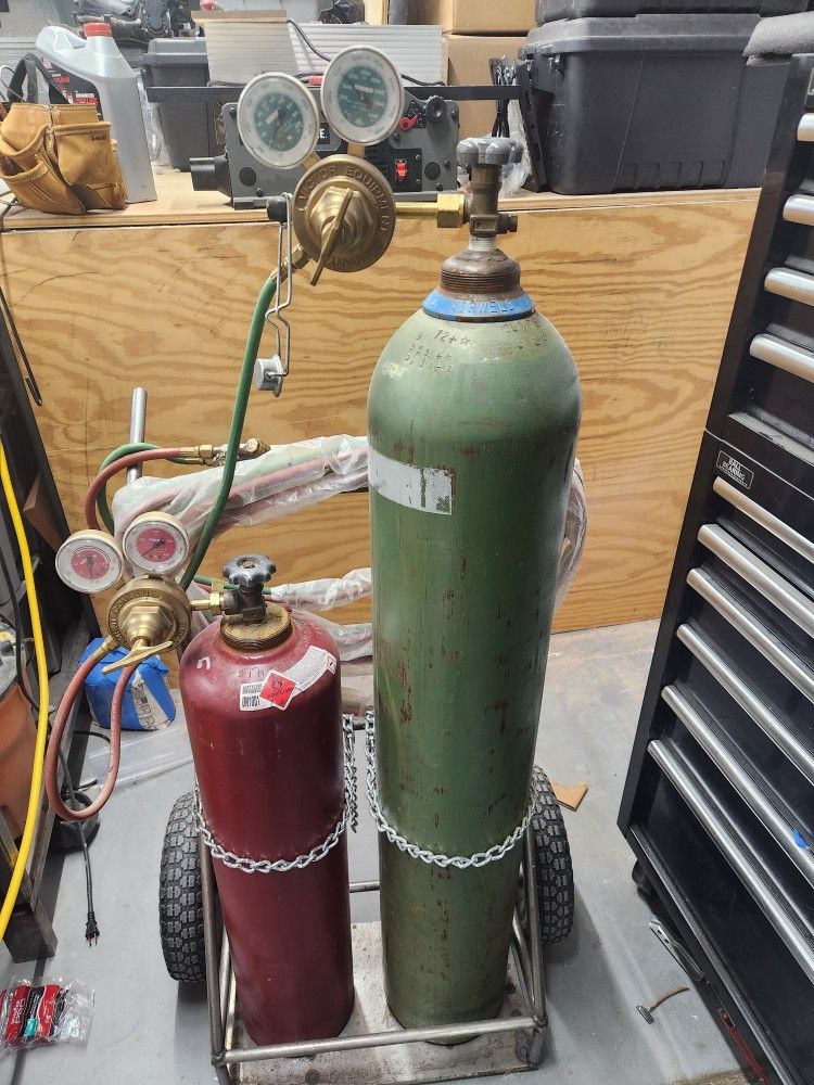 Large Torch Kit, Oxy-acetylene for Sale in Chandler, AZ - OfferUp