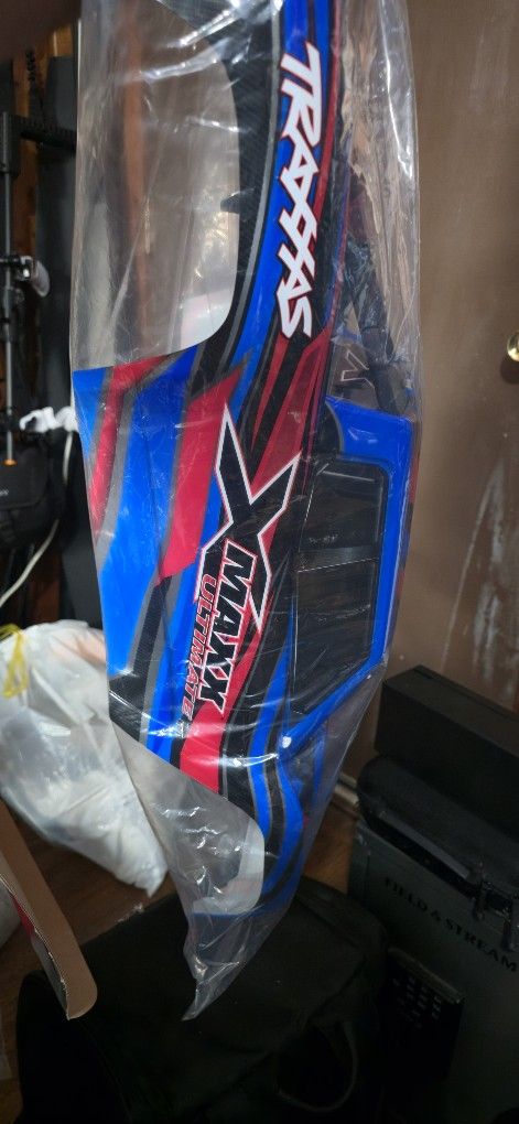 Traxxas Xmaxx Ultimate Body for Sale in Glendale, CA - OfferUp