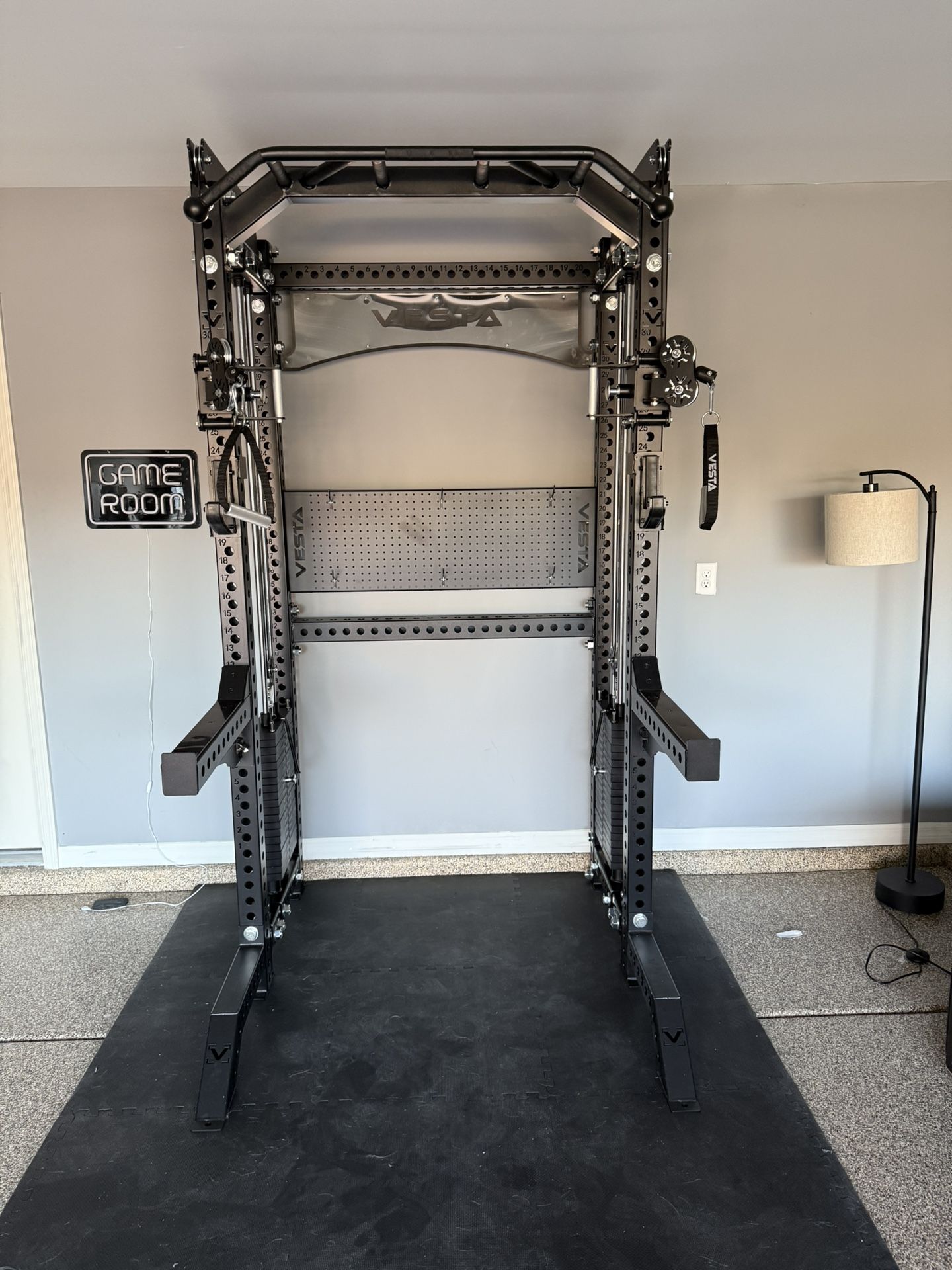 Vesta Fitness PRO SERIES 2-1 Ultimate Half Rack Functional Trainer/Gym ...