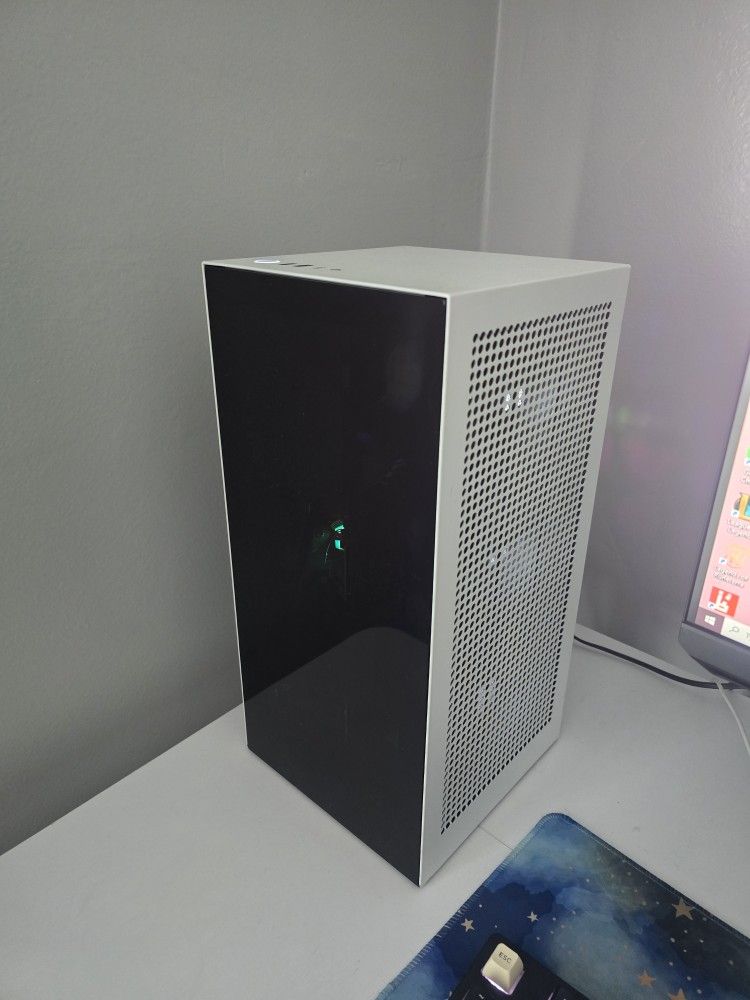 Nzxt H1 (Case only) for Sale in Westchester, CA - OfferUp