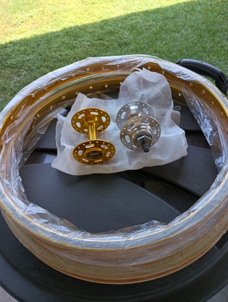 Araya Japan 7C Gold 20 Inch Wheel Set for Sale in Irwindale, CA - OfferUp