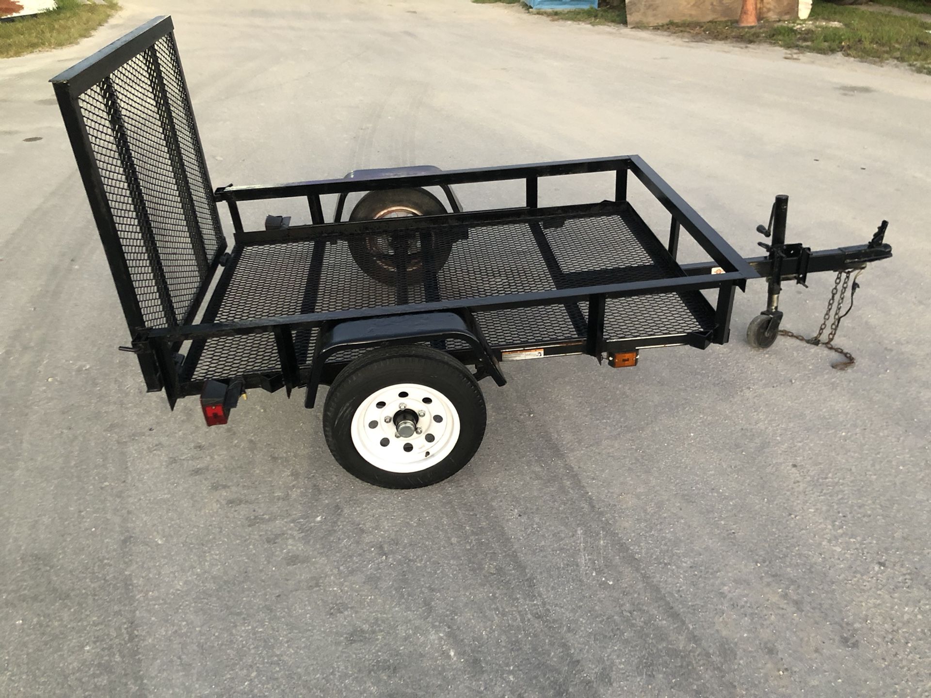 4x6 Utility trailer with ramp for Sale in Hialeah, FL - OfferUp