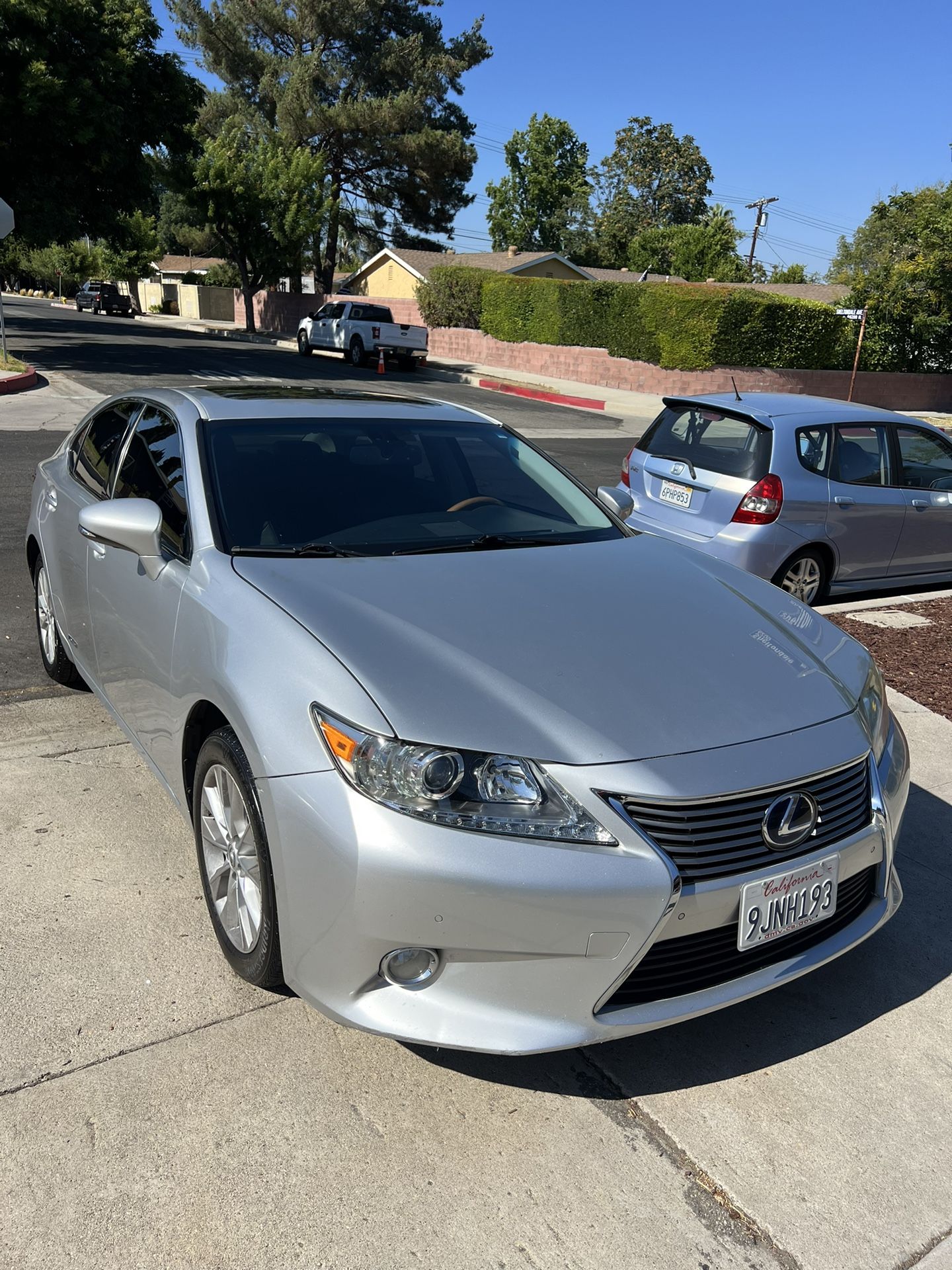 2015 Lexus ES 300h for Sale in Los Angeles, CA - OfferUp