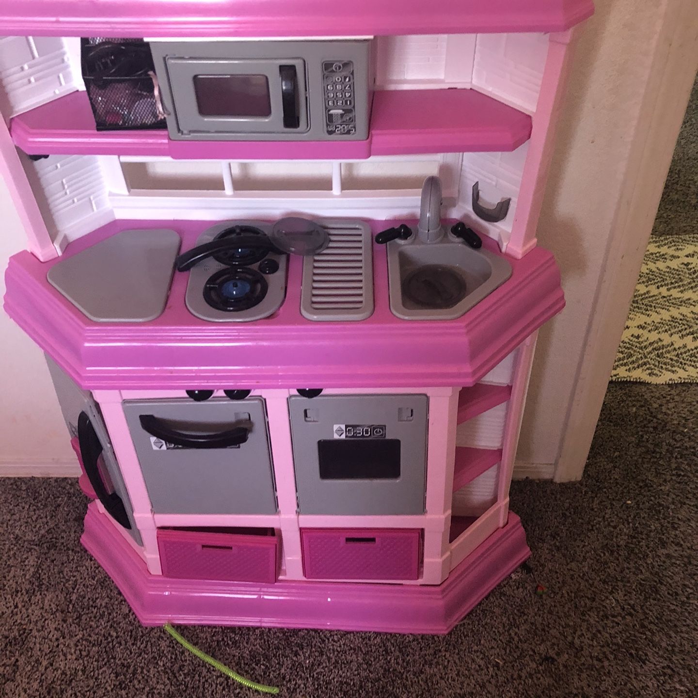 Barbie Play Kitchen