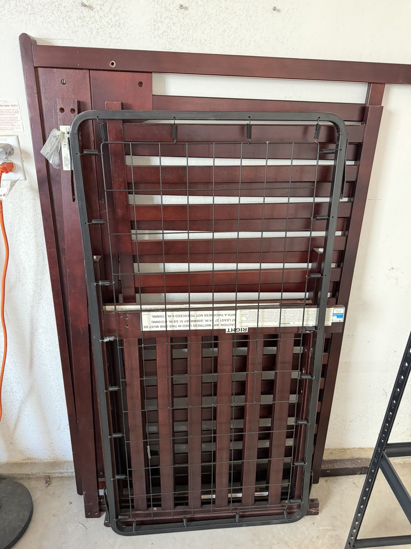 Free Baby Crib for Sale in Corona, CA - OfferUp