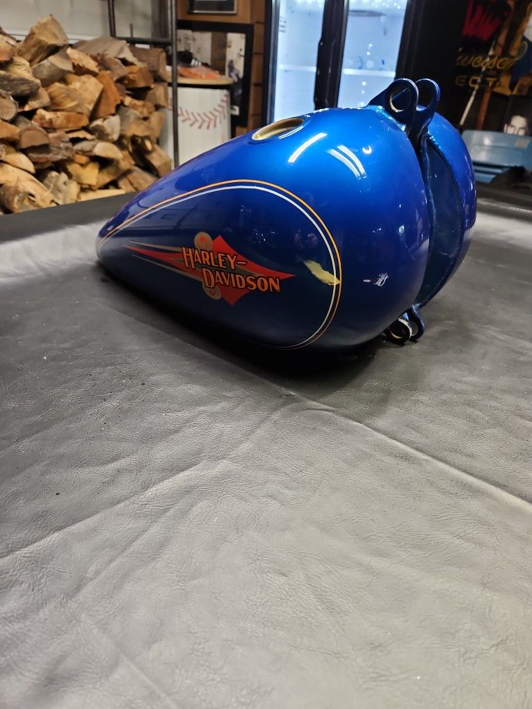 Harley Davidson Gas Tanks for Sale in Hacienda Heights, CA - OfferUp