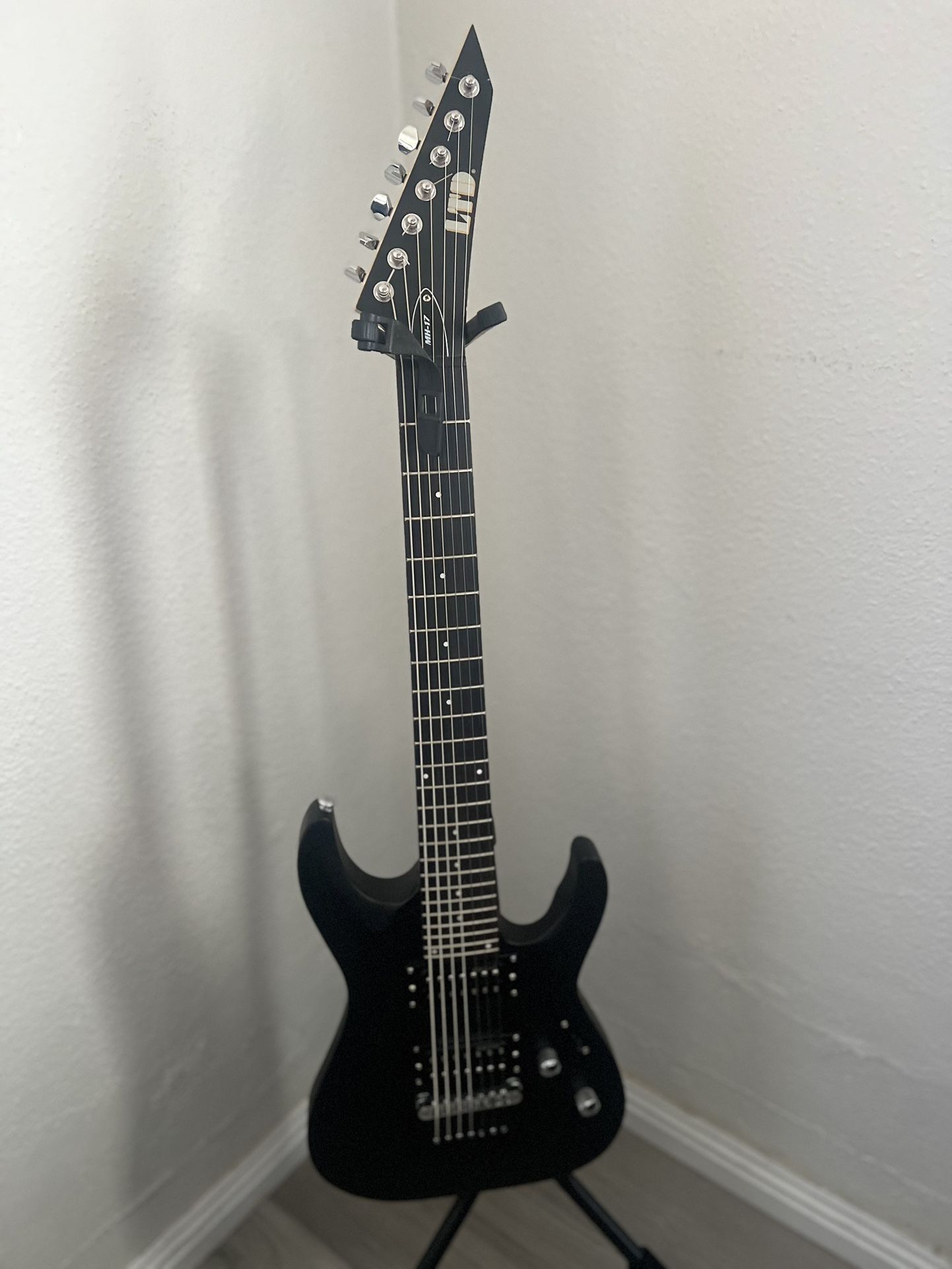 7 string ESP LTD guitar for Sale in Irwindale, CA - OfferUp