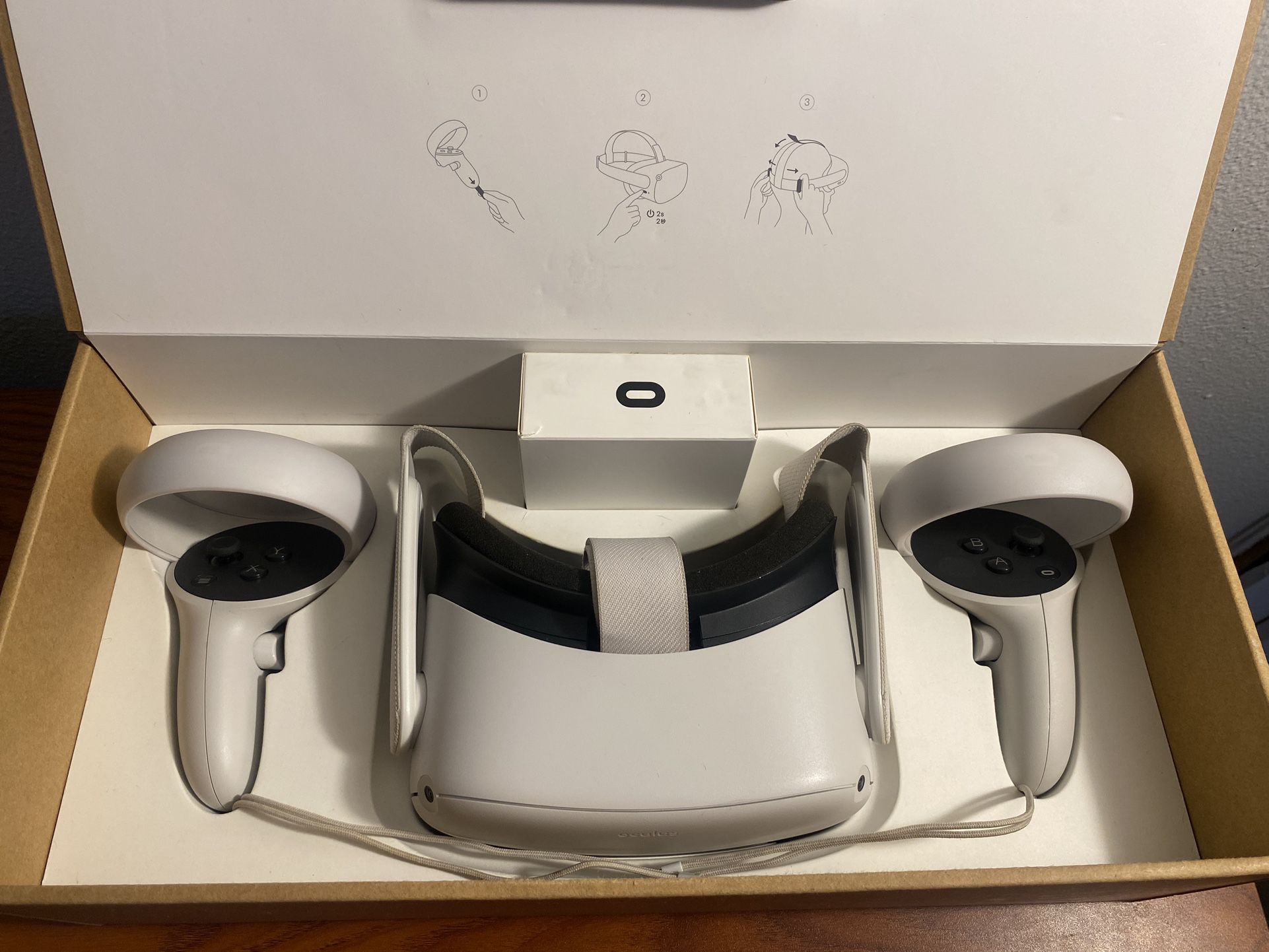 Oculus Quest 2 for Sale in Seattle, WA - OfferUp