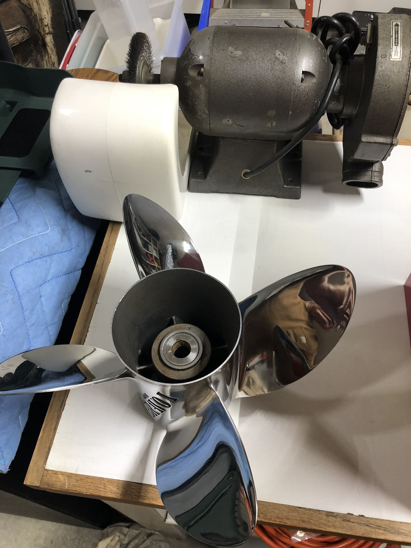 Mercury Bravo 1 Prop Rh 32 Lab Finished for Sale in Murrieta, CA - OfferUp