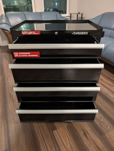 Husky Tool Chest for Sale in Bvl, FL - OfferUp