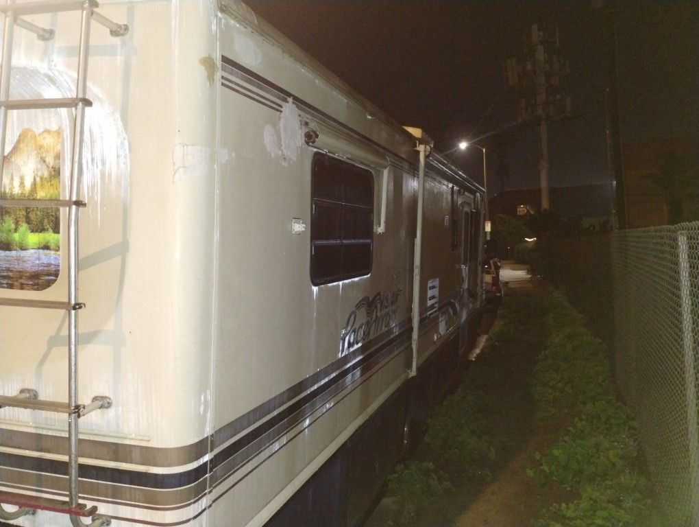 1996 Pace Arrow Vision for Sale in Long Beach, CA - OfferUp
