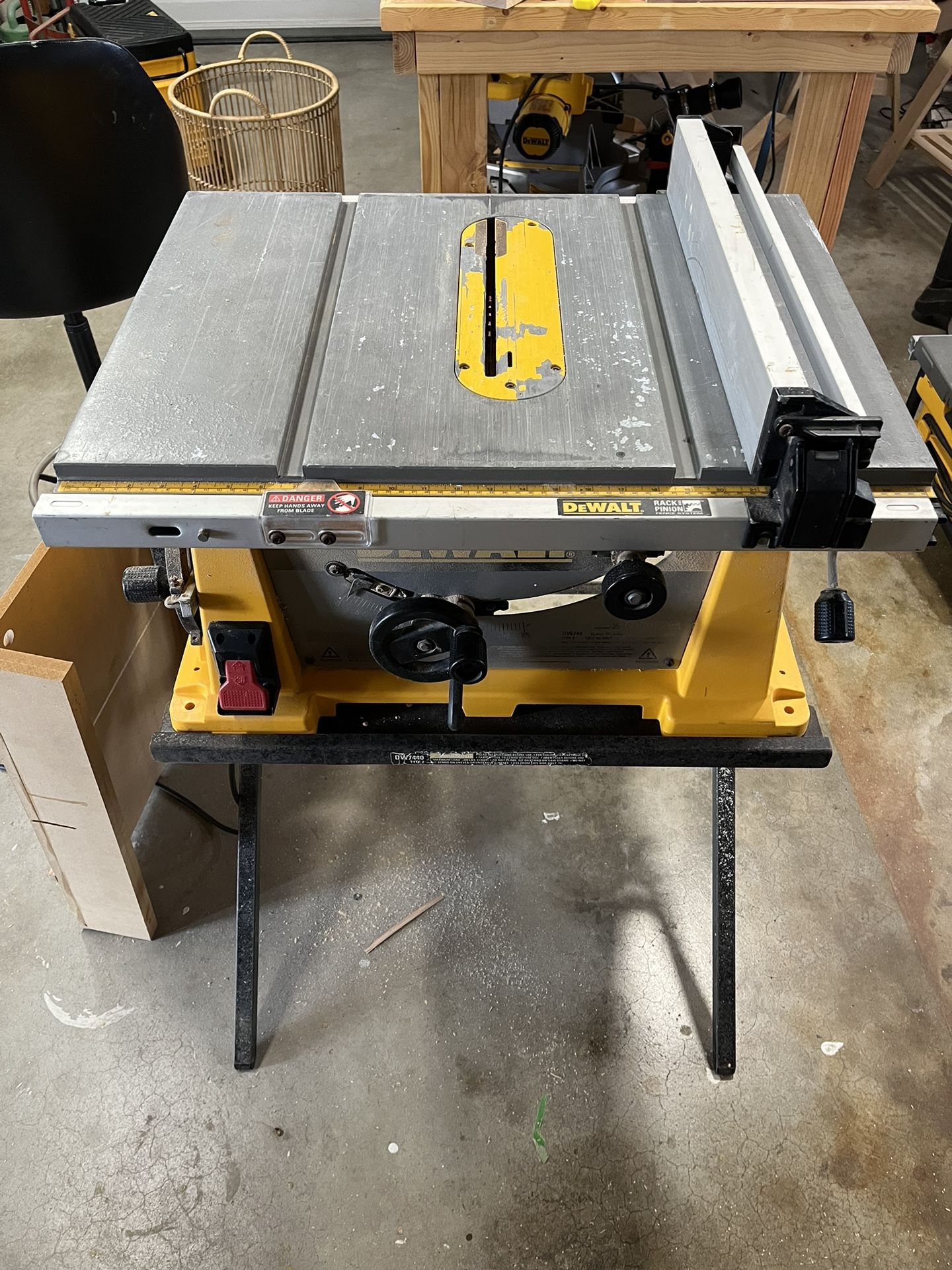 10” Dewalt Table Saw DW744 for Sale in La Mesa, CA - OfferUp