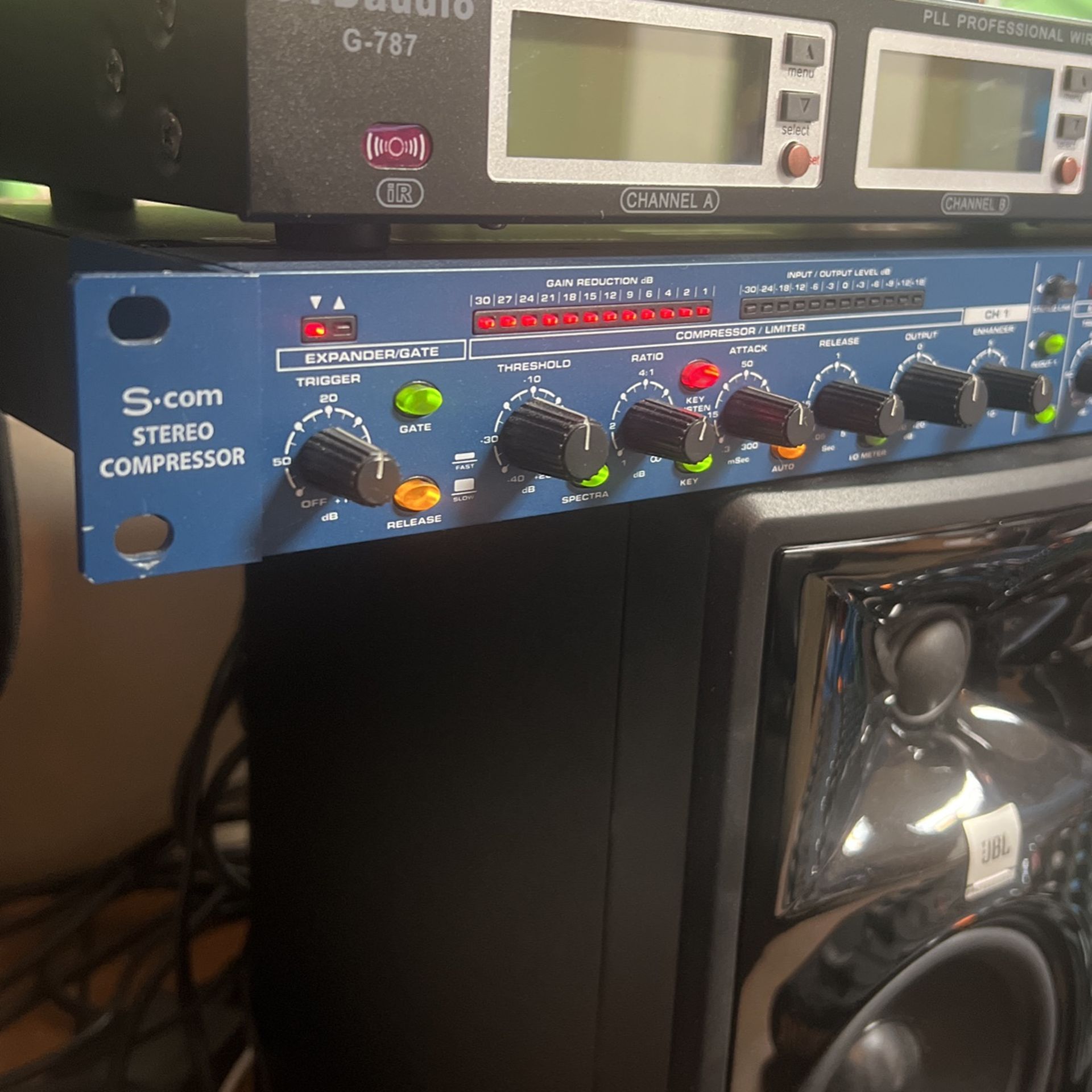 Only Samson S-com Plus Stereo Compressor/4 Channel Compressor/ Gate for ...