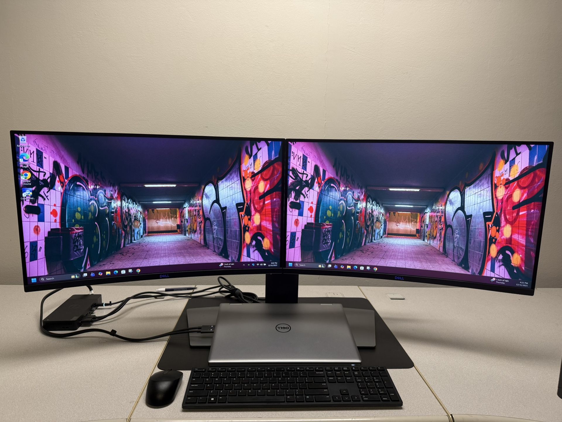 Dell Precision 7680 Mobile Workstation + Dual 27″ Monitors | Enterprise ...