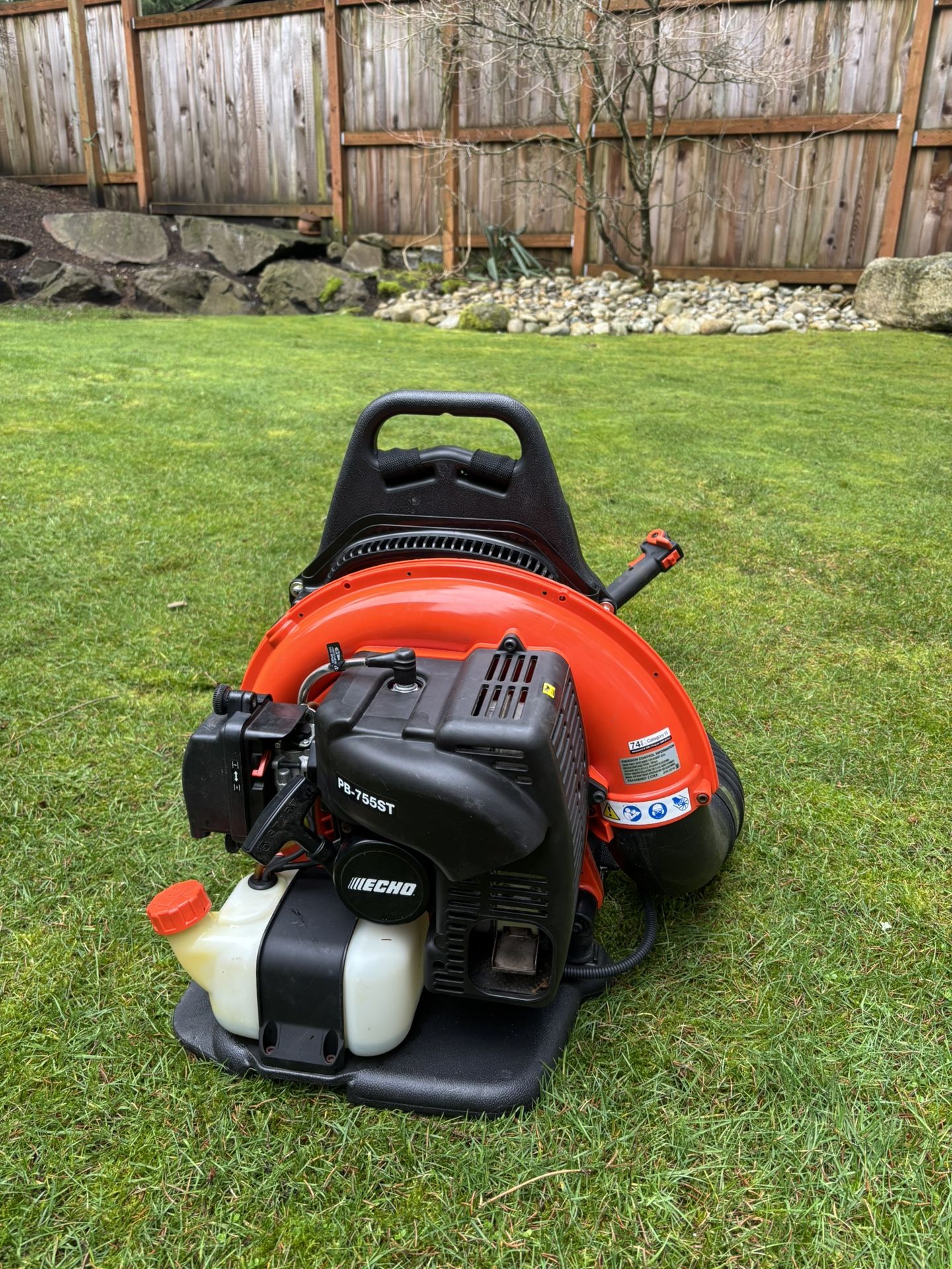 Echo PB-755ST Backpack Leaf Blower ((like New Condition) for Sale in ...