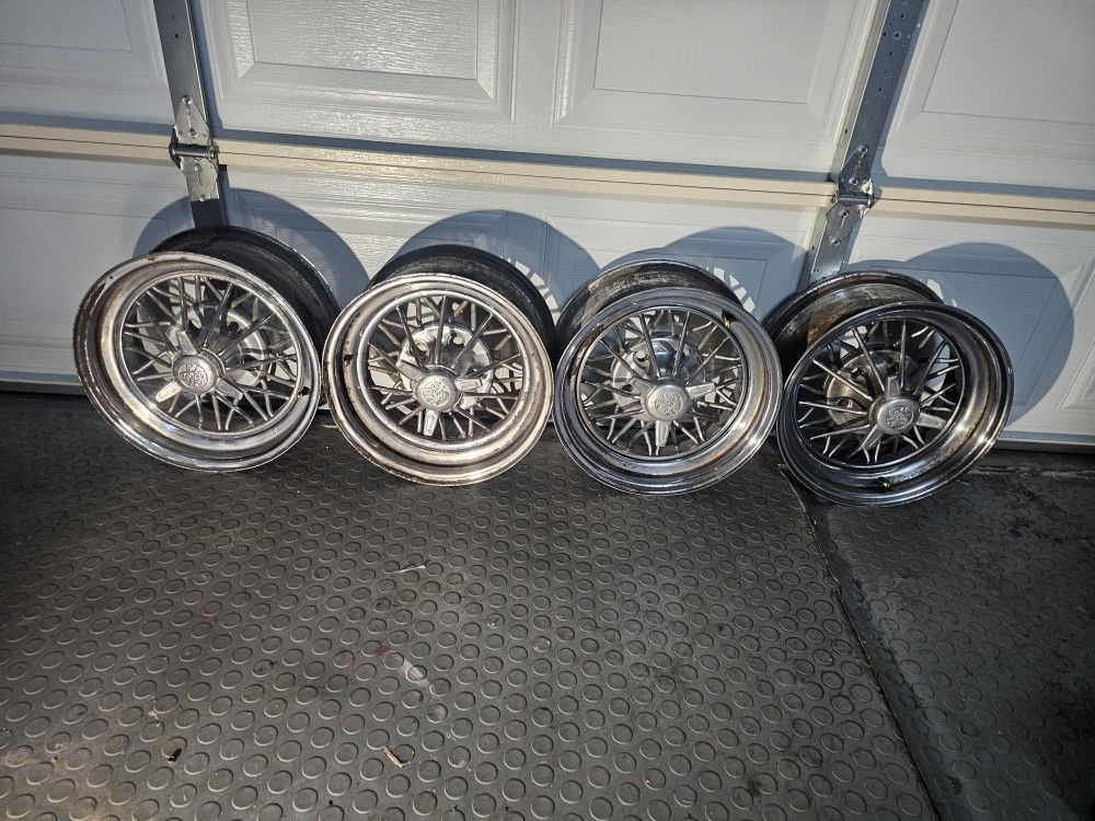 Cragar Starwire Weld 30 Spoke Wheels 5 Uni Lug for Sale in Peoria, AZ ...