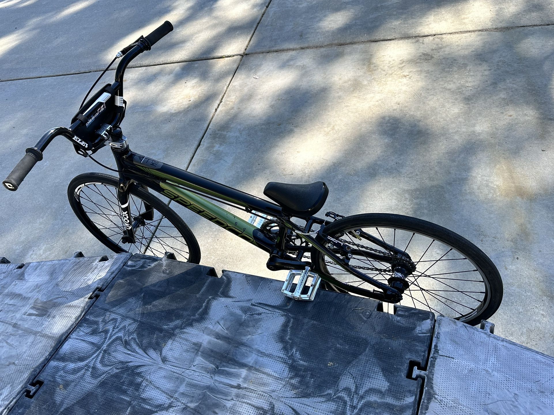 Speedco Expert Xl for Sale in Ramona, CA - OfferUp