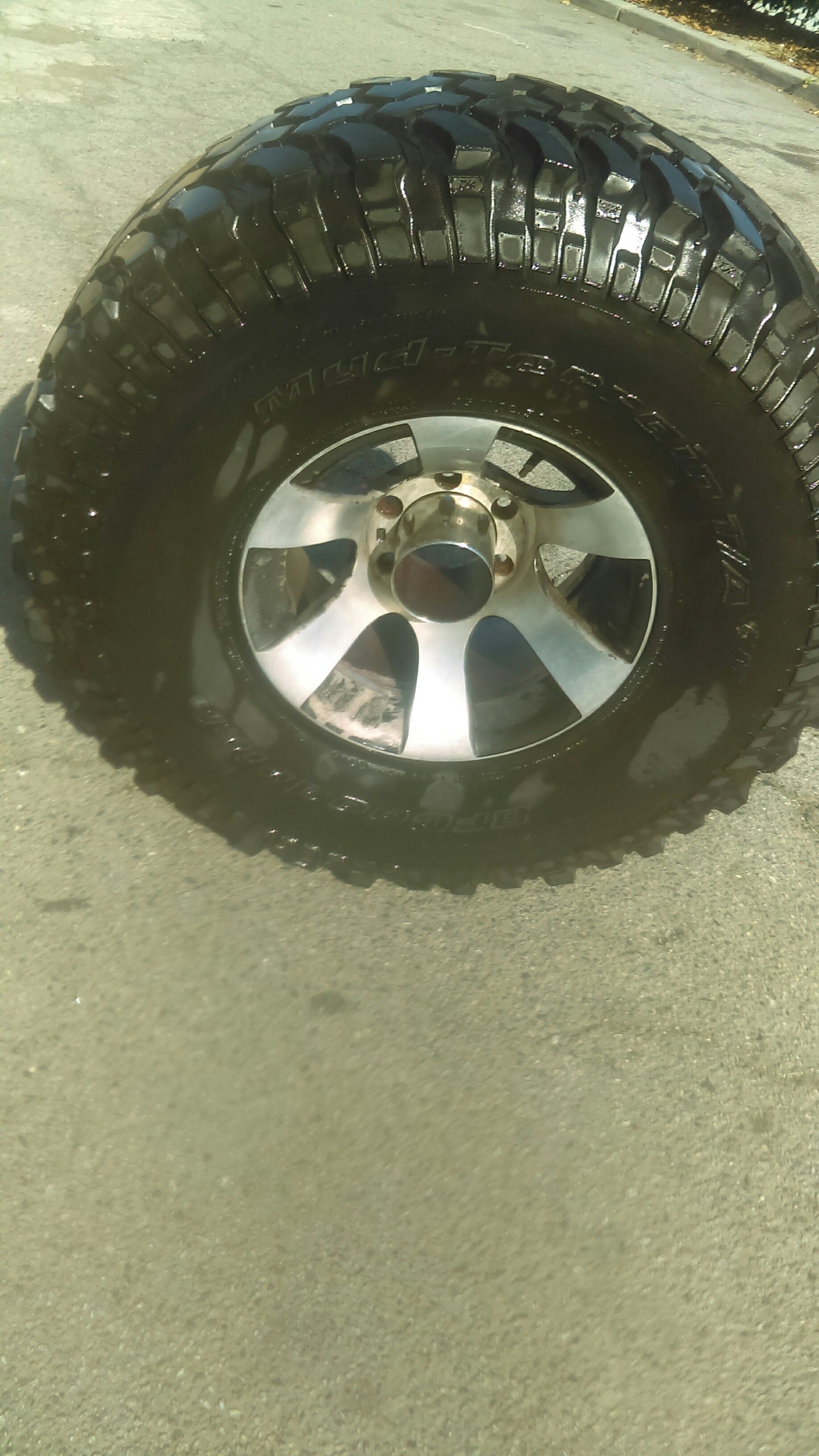 3 tires 35 x 12.50 r 15 for Sale in Santa Ana, CA - OfferUp