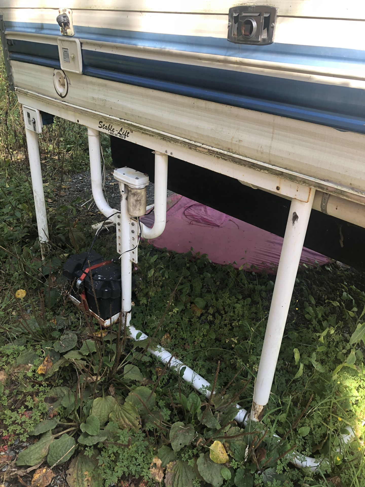 Electric camper jack Stable lift for Sale in Eatonville, WA - OfferUp