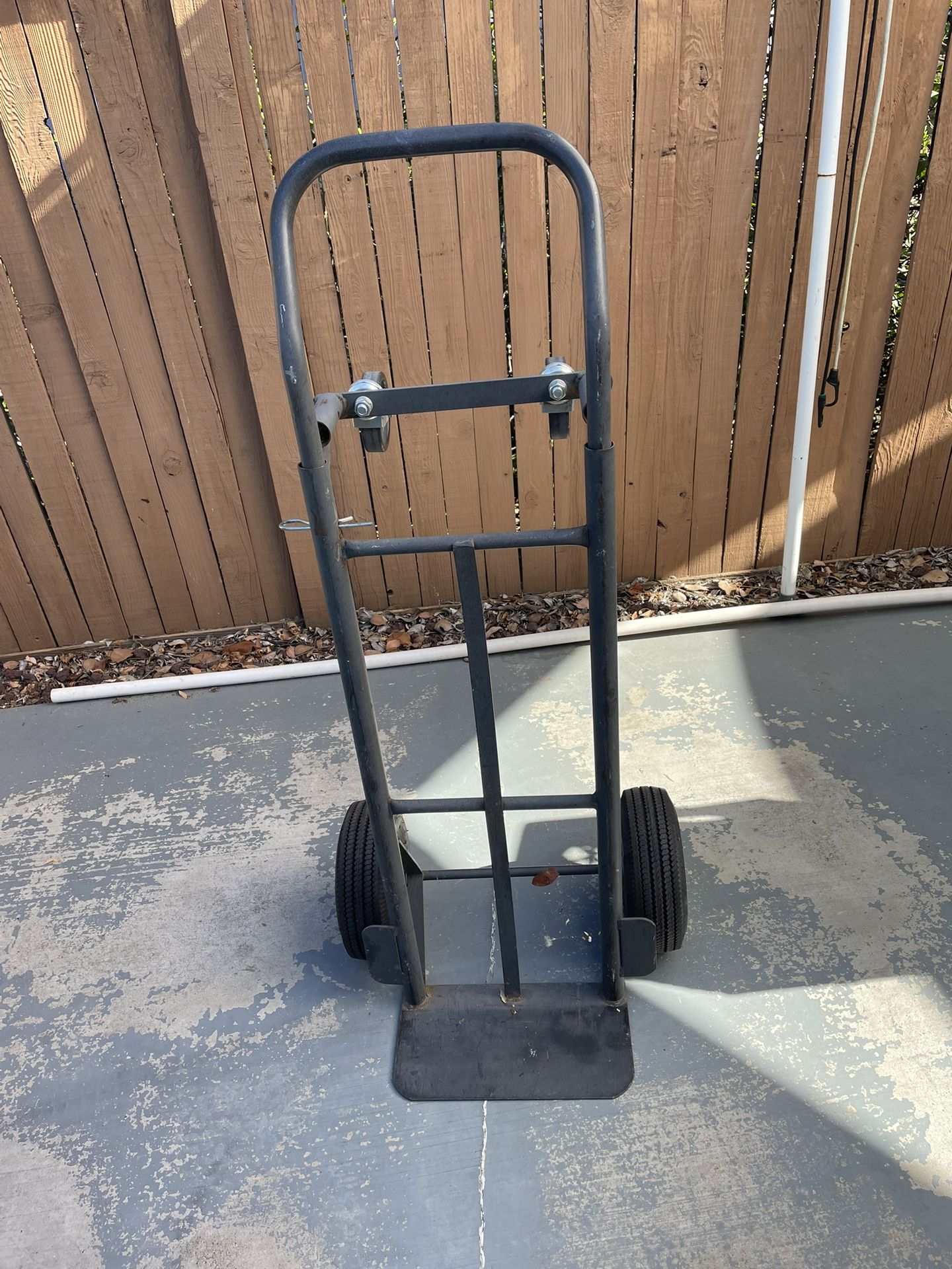 Hand Truck for Sale in Corona, CA - OfferUp