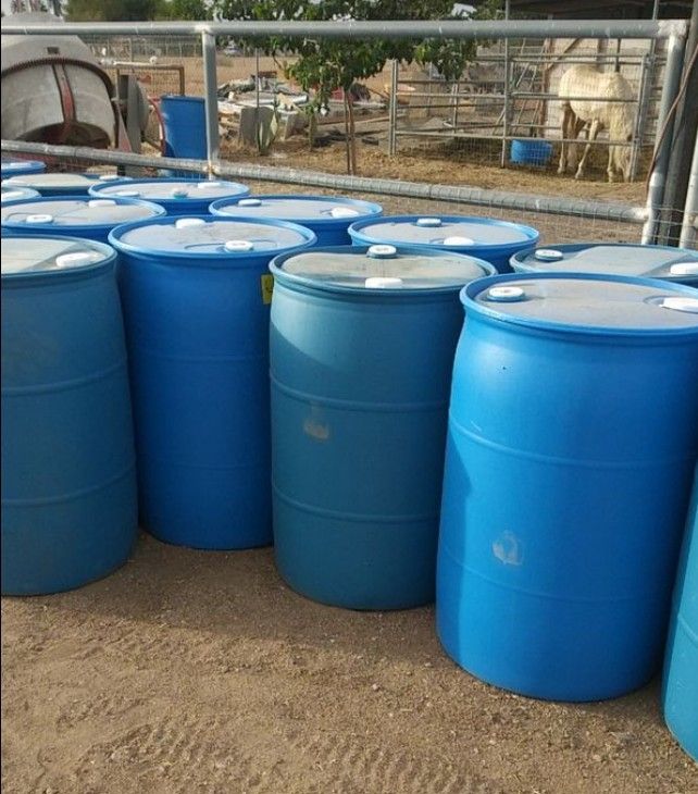 Big Blue Barrels/Botes Grandes Azules for Sale in Littlerock, CA - OfferUp