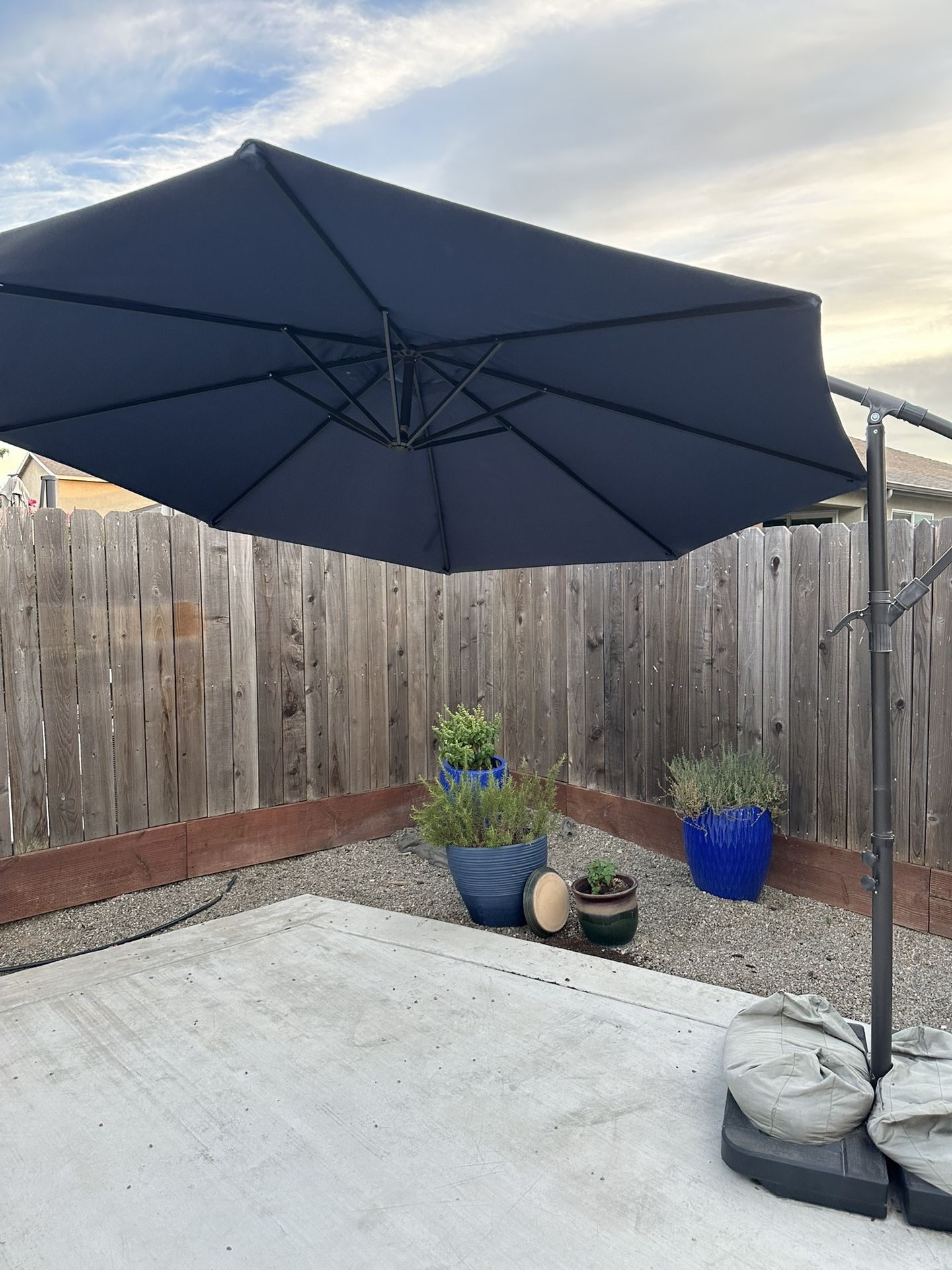 Patio Umbrella for Sale in Modesto, CA - OfferUp