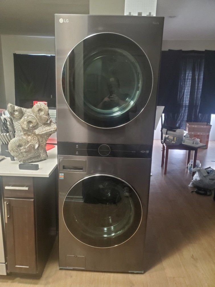 Stacked Washer Dryer Unit LG for Sale in Irving, TX - OfferUp