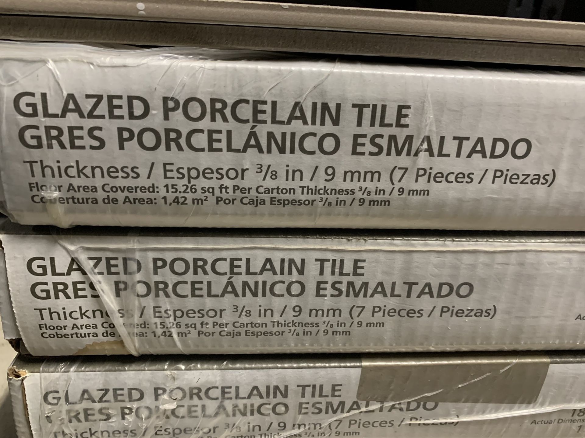 83 SF Porcelain Tile BRAND NEW Marazzi - Travisano Trevi 18 in. x 18 ...