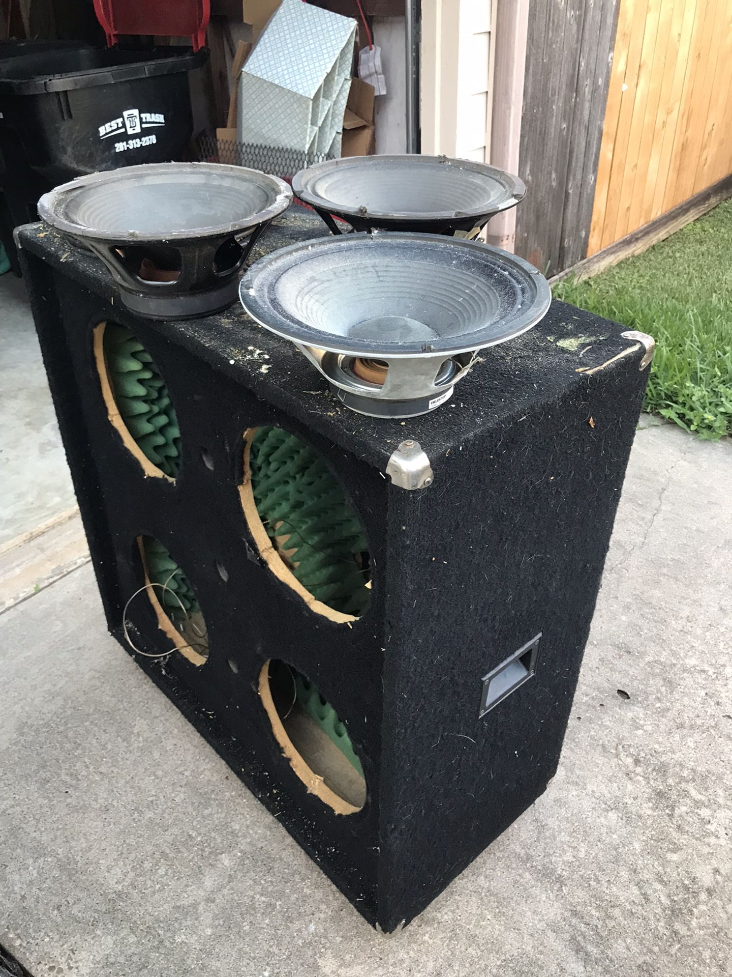 Rolling PA Box With 4 Speakers For Rebuild for Sale in Houston, TX ...