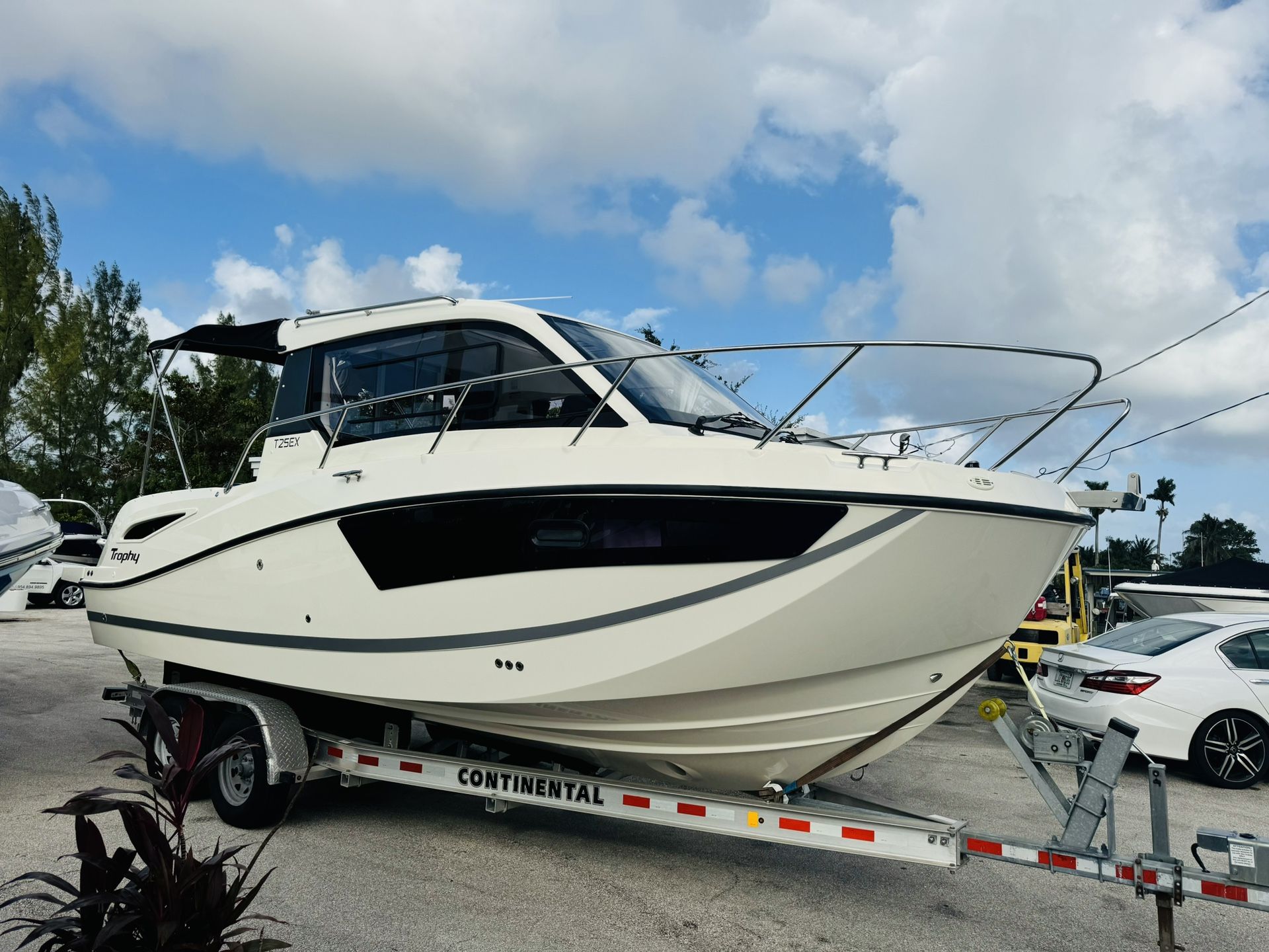 2024 Bayliner Trophy T25 Explorer for Sale in Hollywood, FL - OfferUp