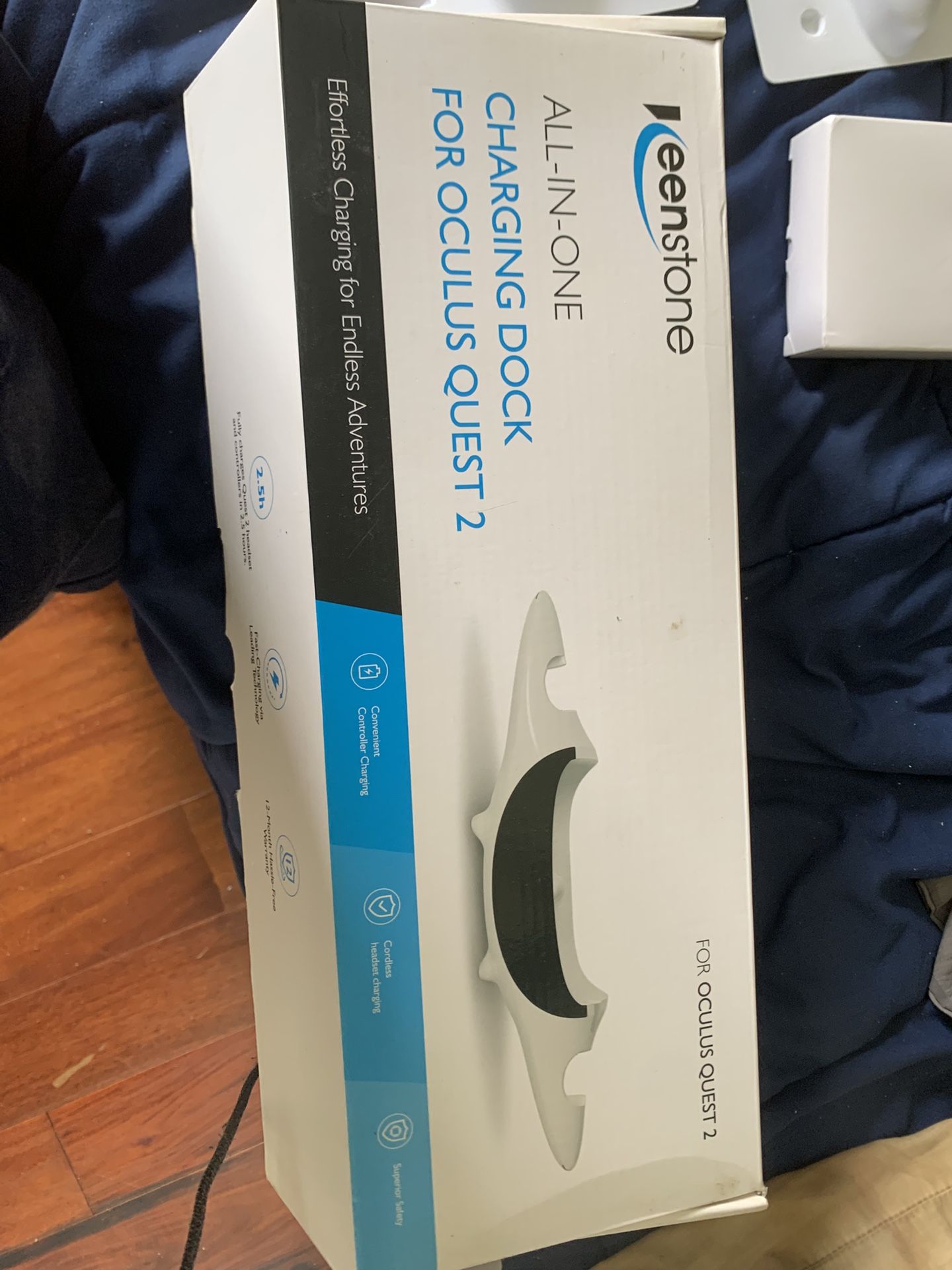 Brand New Oculus Quest Charger for Sale in Atascosa, TX - OfferUp