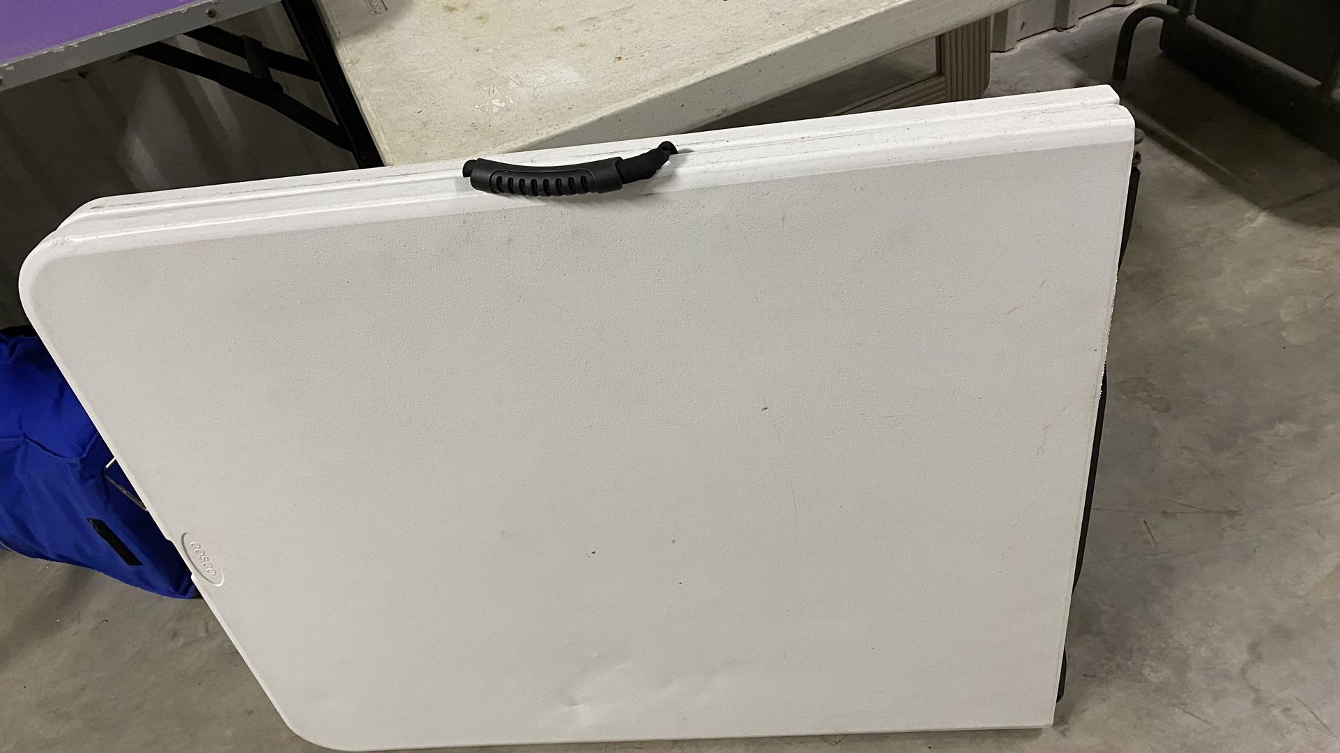 Cosco Folding Table 6 Ft Model 14678WSL1 for Sale in Fort Myers, FL ...