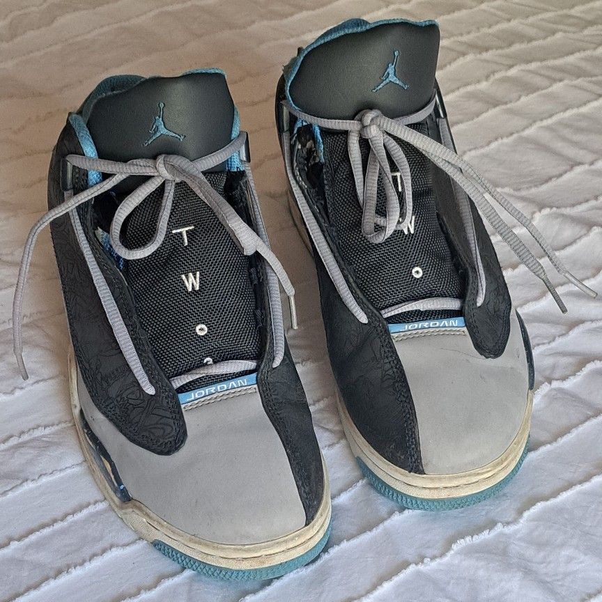 Men's Jordan TWO3 Size 9 Gray for Sale in White Oak, MD - OfferUp