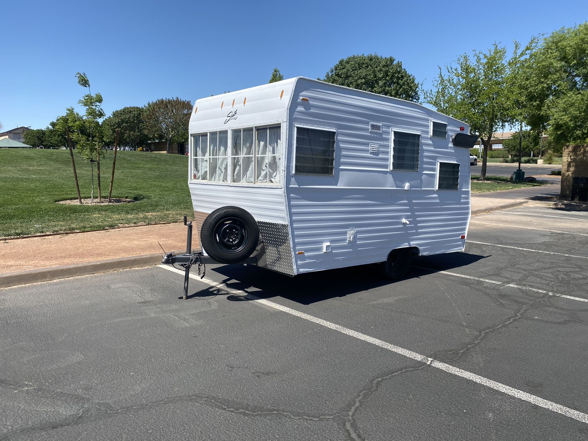 Vintage Shasta 1500 for Sale in Henderson, NV - OfferUp
