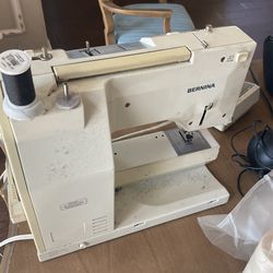 Bernina 1020 Sewing Machine