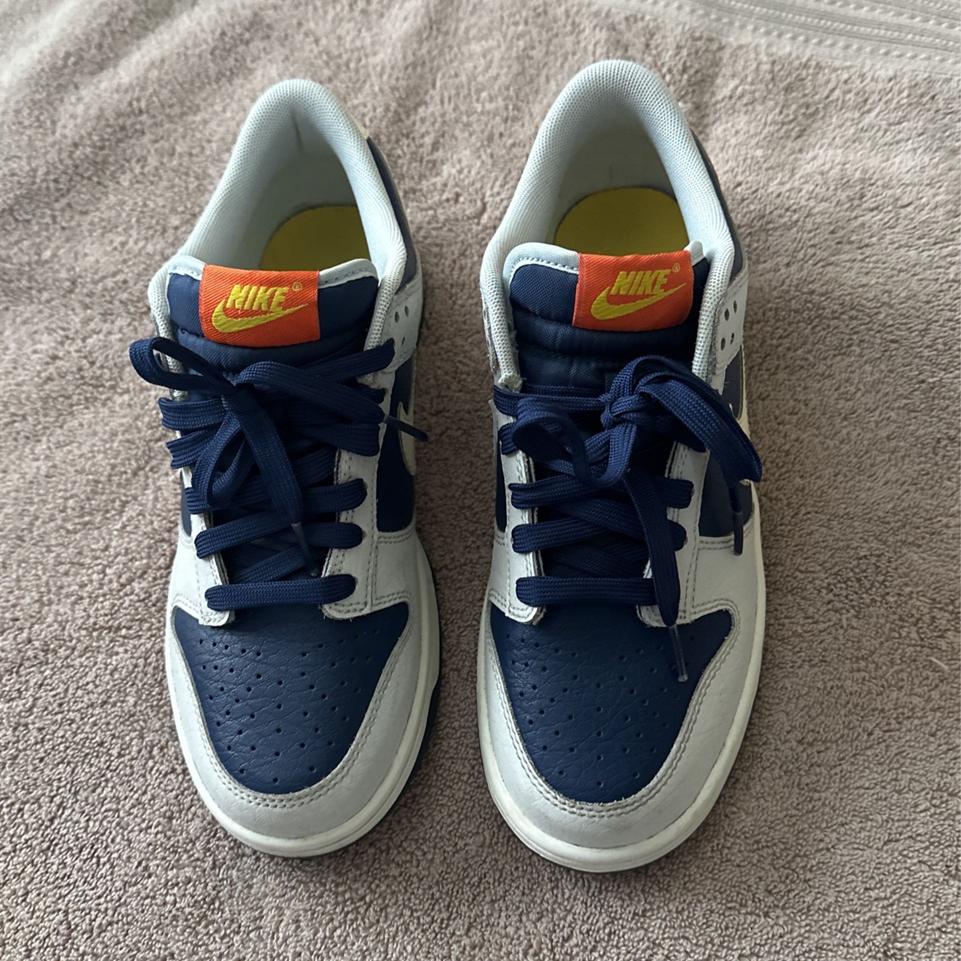 Nike UV Dunks (Size 6) for Sale in Hemet, CA - OfferUp