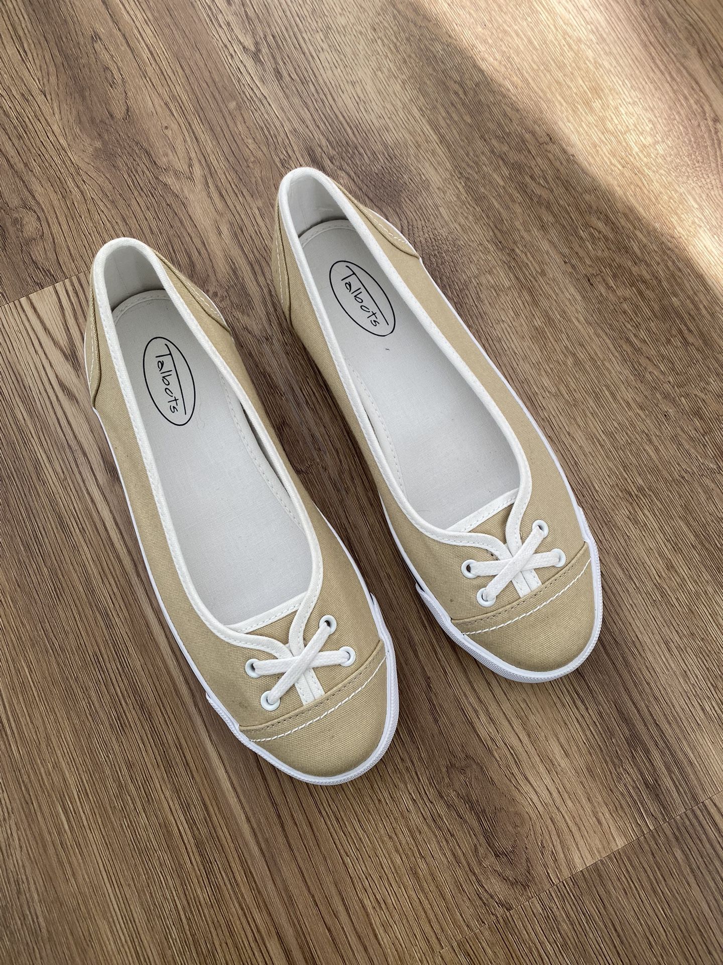 Talbots Shoes Womens 7M Casual Slip On Loafer Flats Beige Fabric Round ...