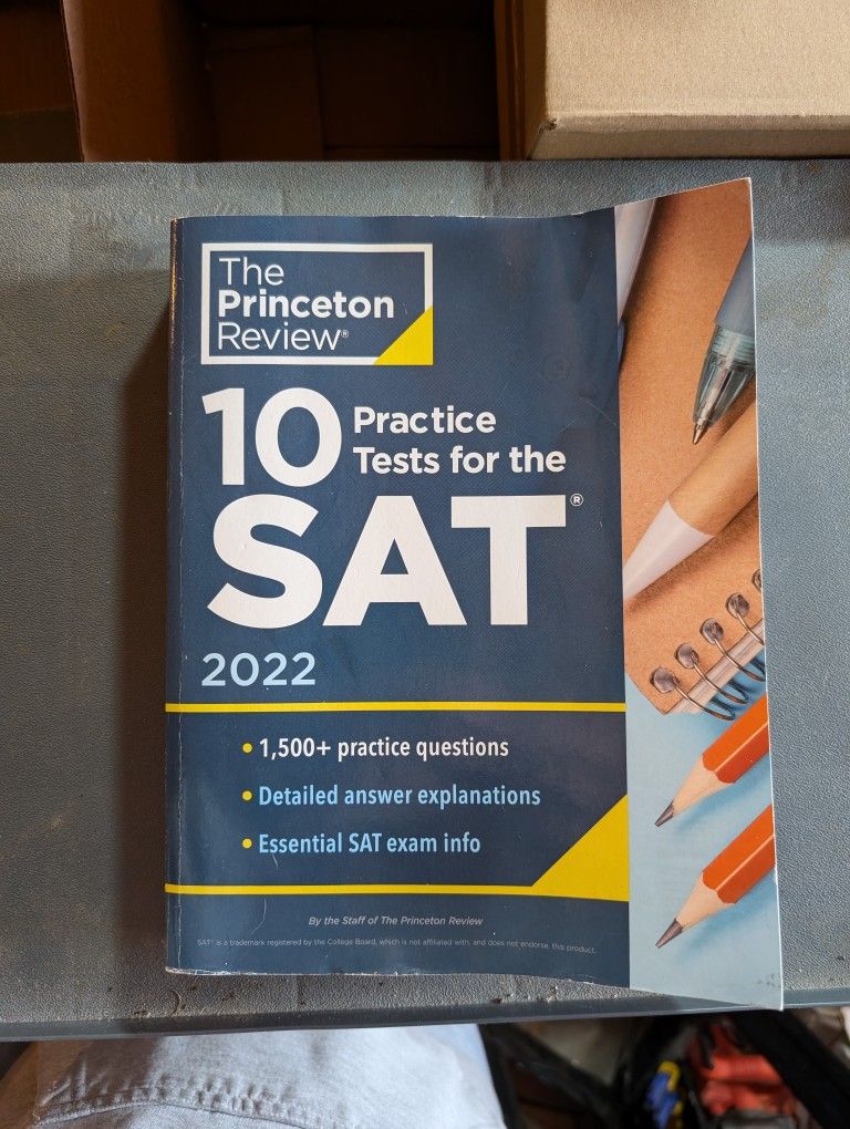 College Test Preparation Ser.: 10 Practice Tests for the SAT 2022 ...