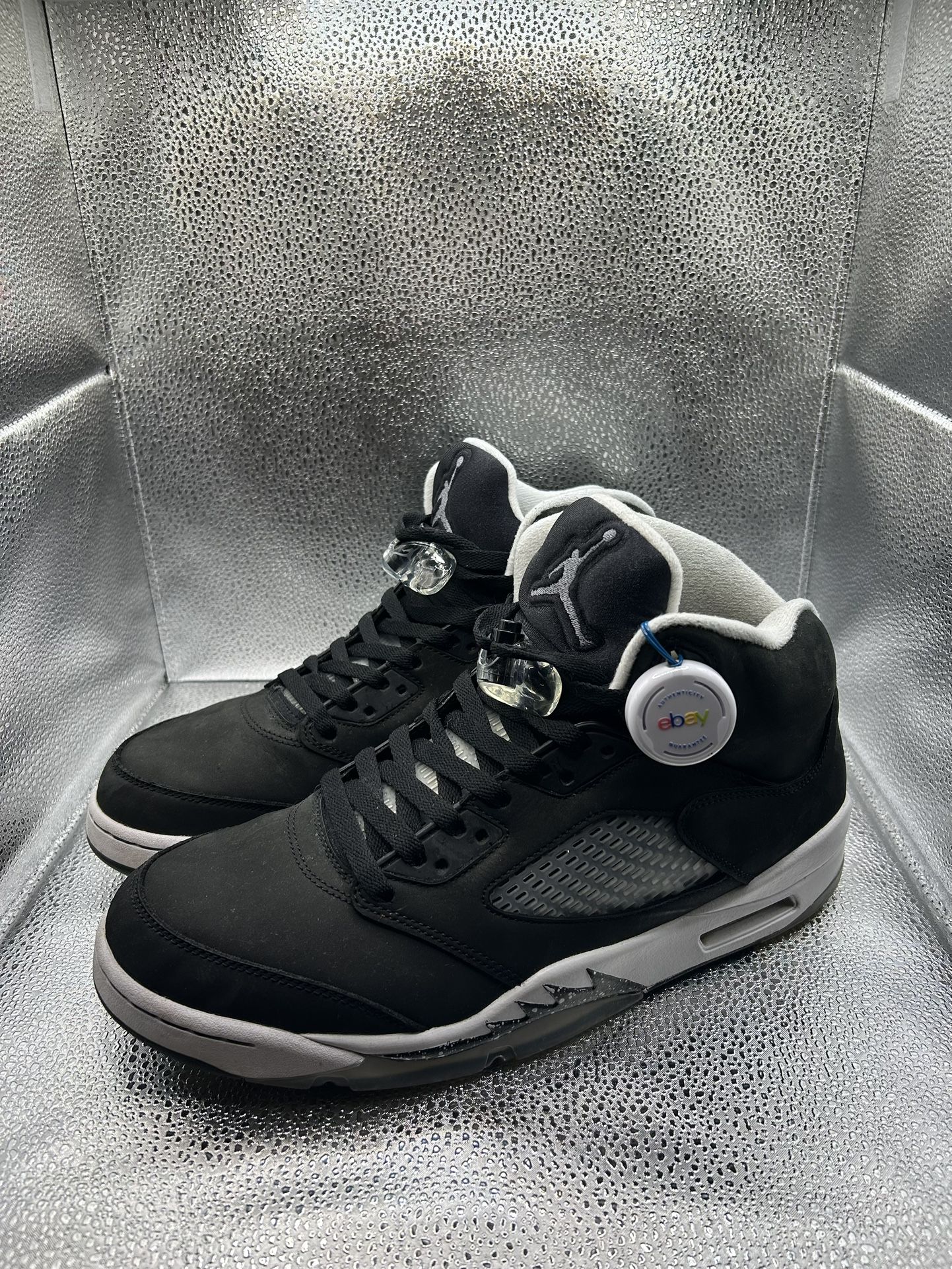 Jordan 5 Retro Oreos for Sale in Vero Beach, FL - OfferUp