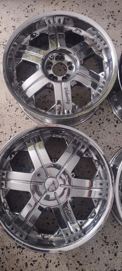 20 Inch Chrome Velocity Rims for Sale in Miami, FL - OfferUp