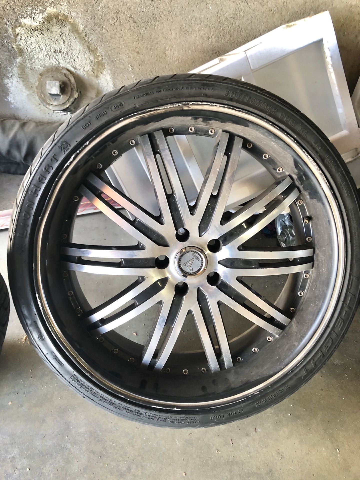 22 inch 5 lug rims for Sale in Inglewood, CA - OfferUp