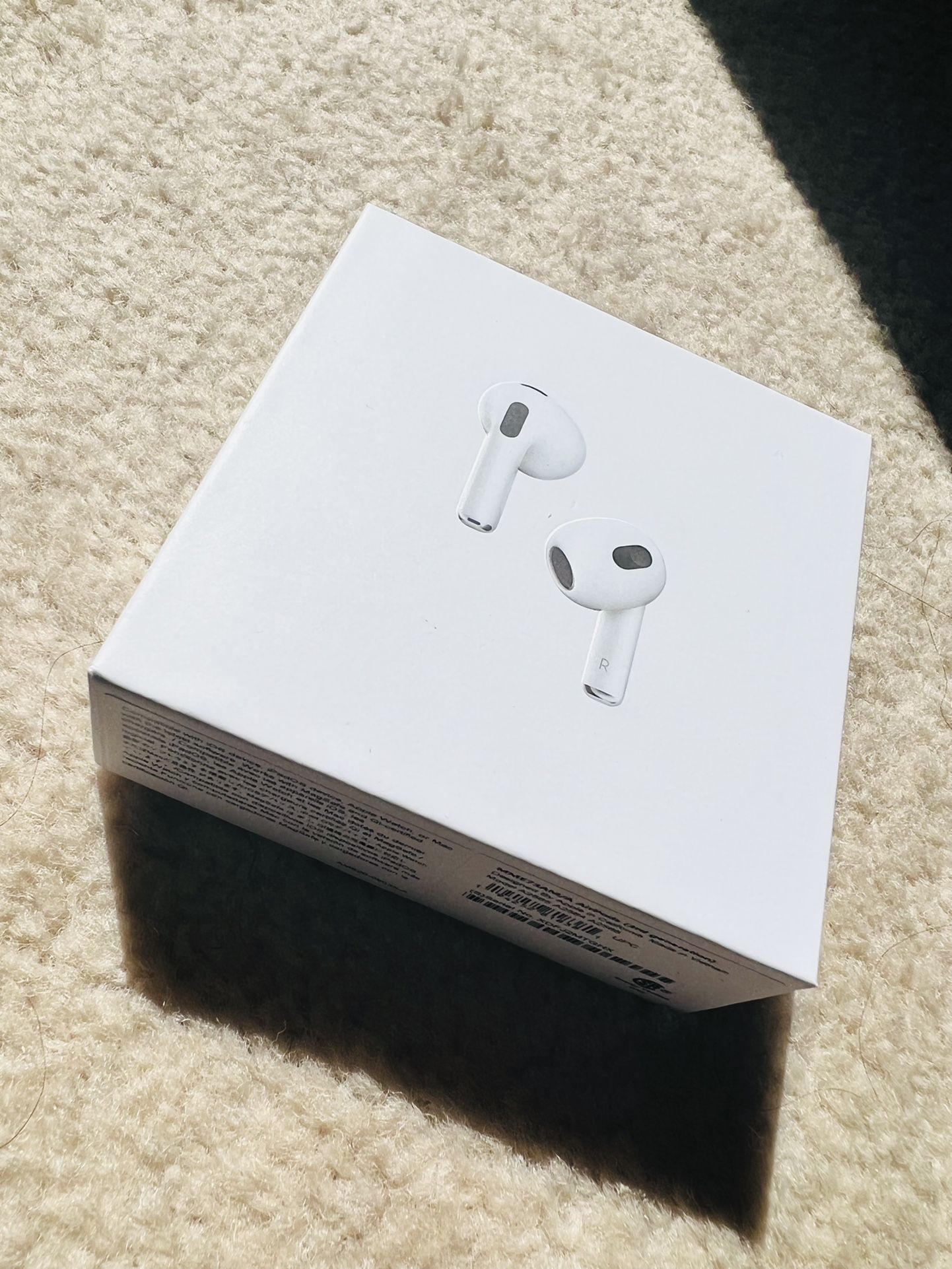 APPLE AirPod generation 3 for Sale in Las Vegas, NV - OfferUp