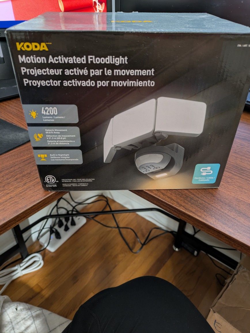 KODA Motion Floodlight for Sale in Monrovia, CA - OfferUp