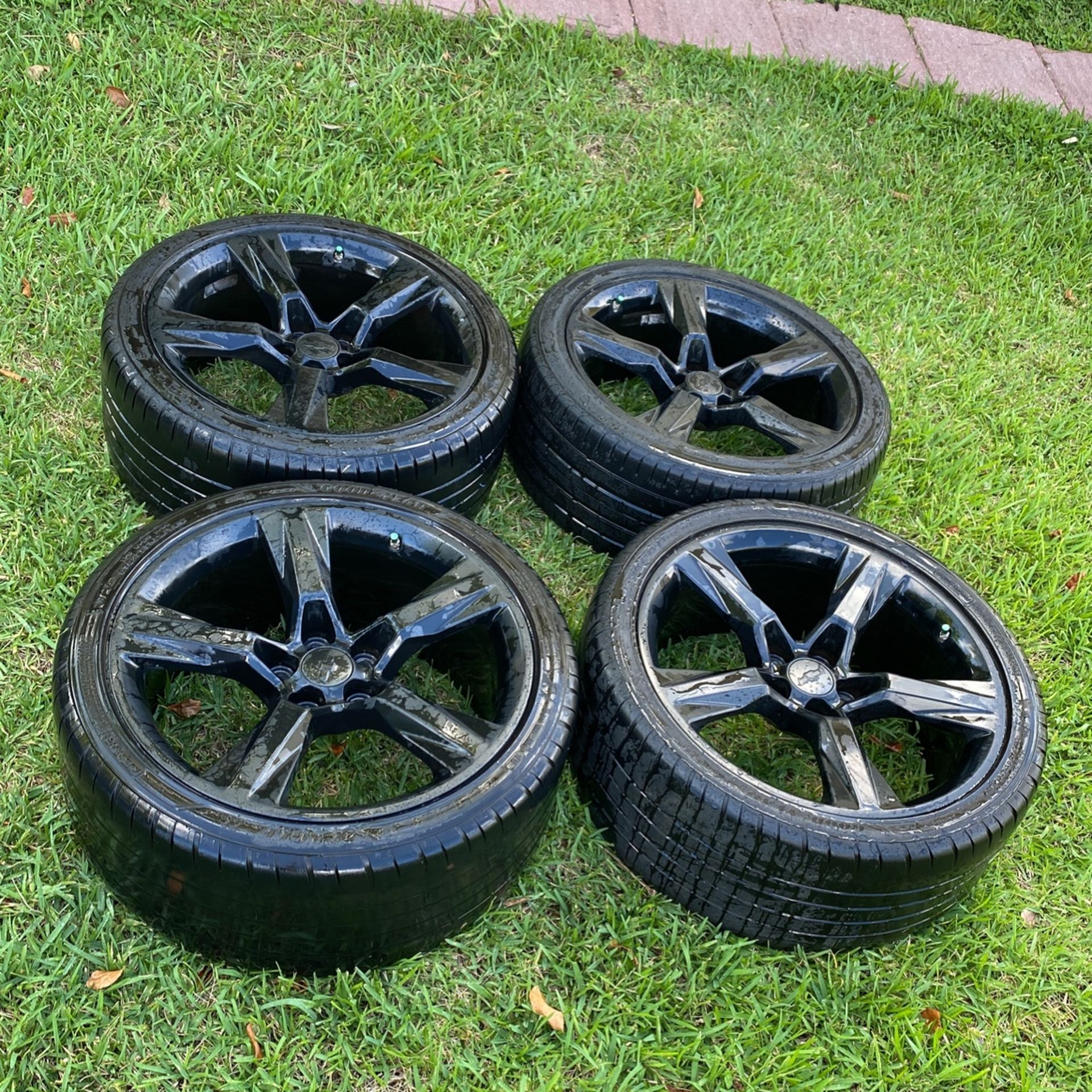 Stock Camaro SS wheels for Sale in Hollywood, FL - OfferUp