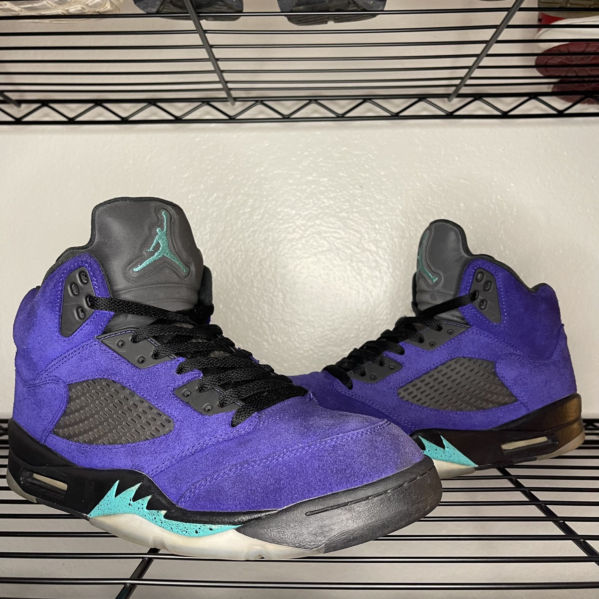 Jordan 5 Alternate Grape Size 12 for Sale in Sacramento, CA - OfferUp